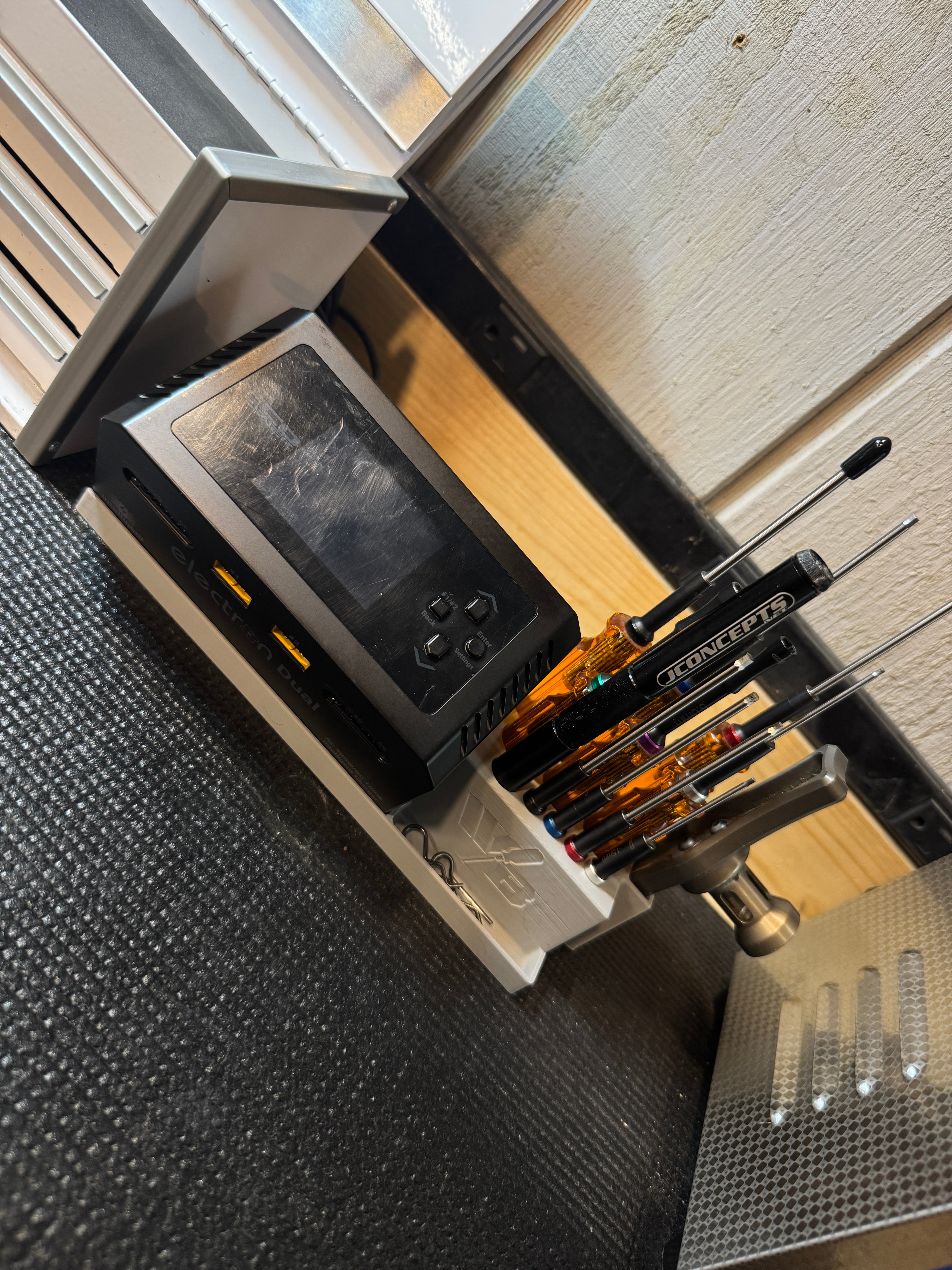 A1 Charger Stand + MIP Tool Rack – WB Factory Racing